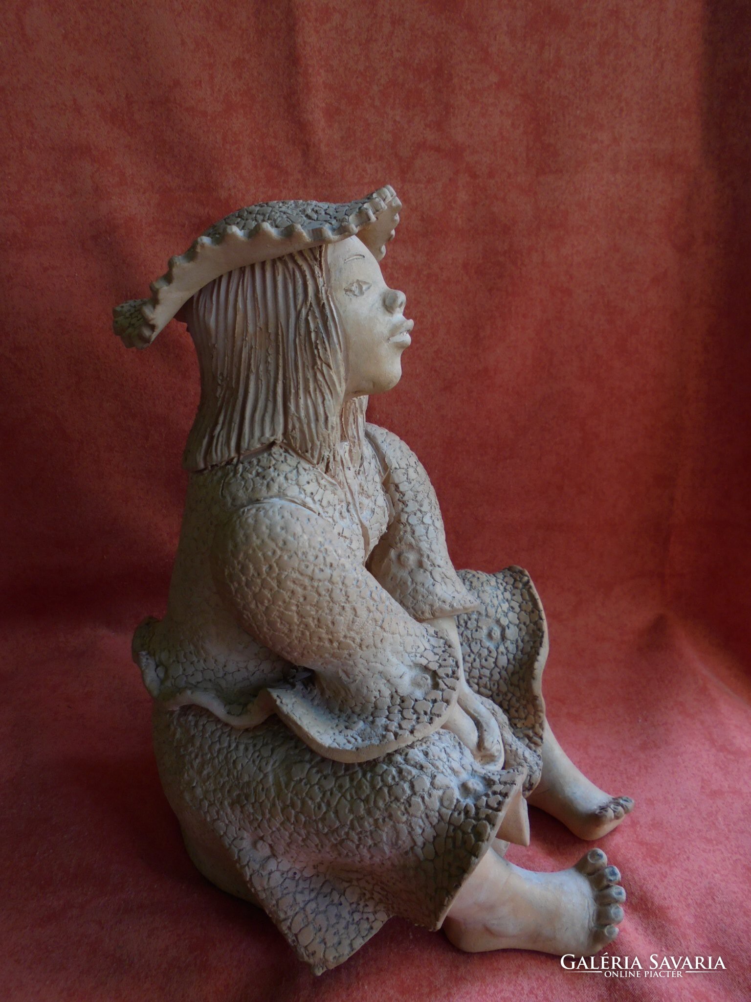 Illár Erzsébet terrakotta figura - Szobor | Galéria Savaria online ... Illár Erzsébet terrakotta figura - Szobor | Galéria Savaria online ...