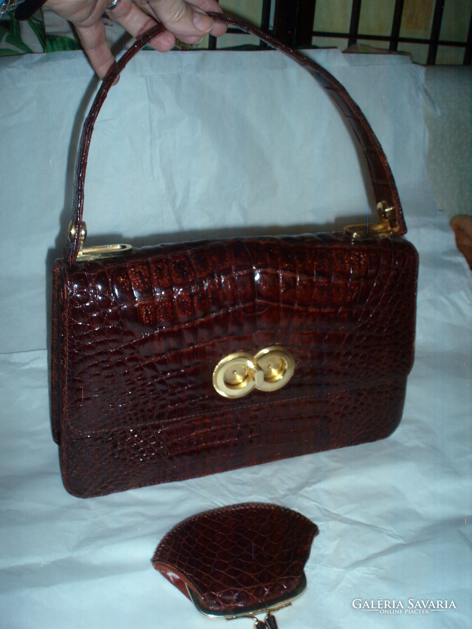 Vintage vastag krokodilbőr kézitáska - Gardrób | Galéria Savaria online ...
