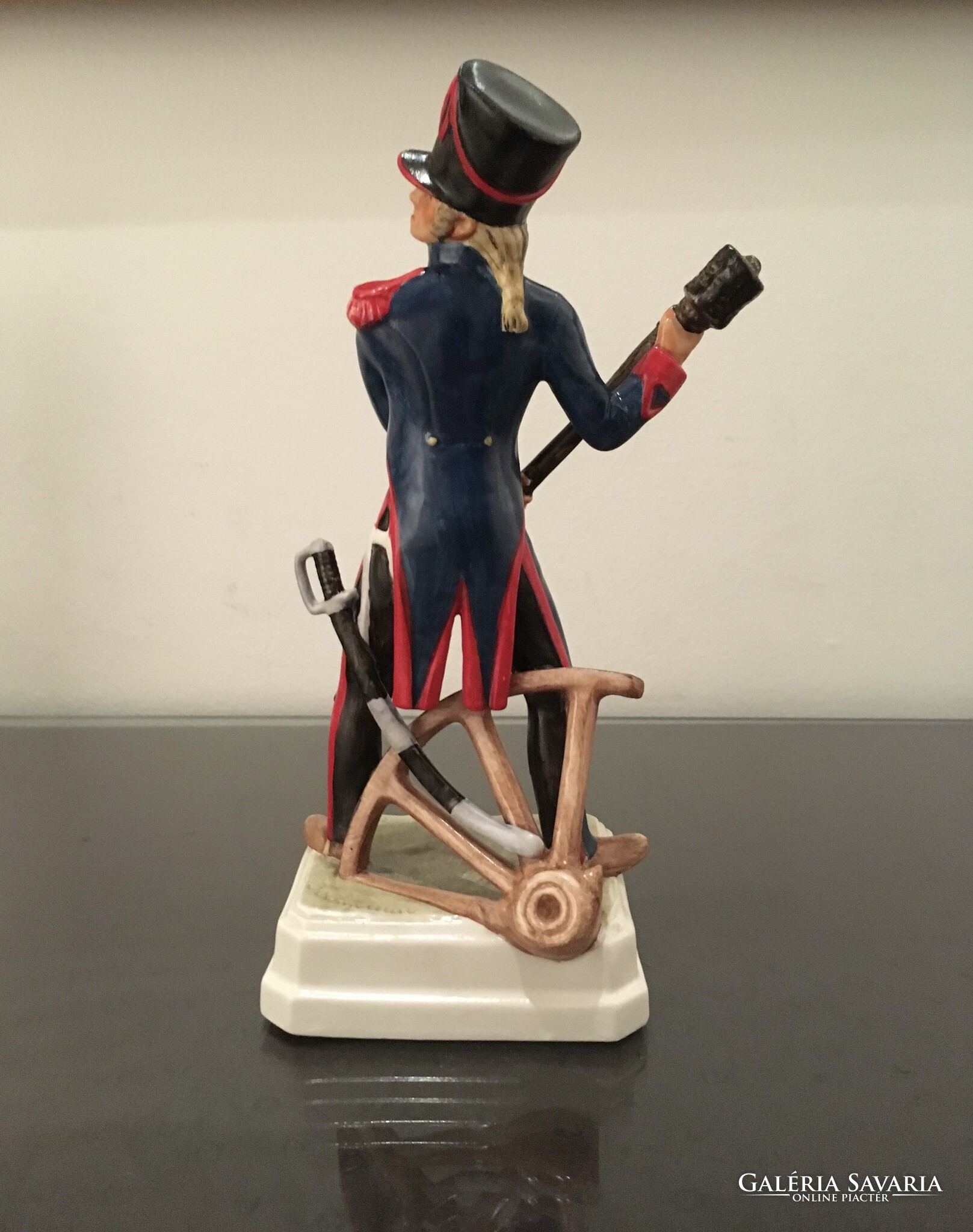 Hummel Goebel Gerhard Bochmann 1968 katona figura - Porcelán | Galéria ...