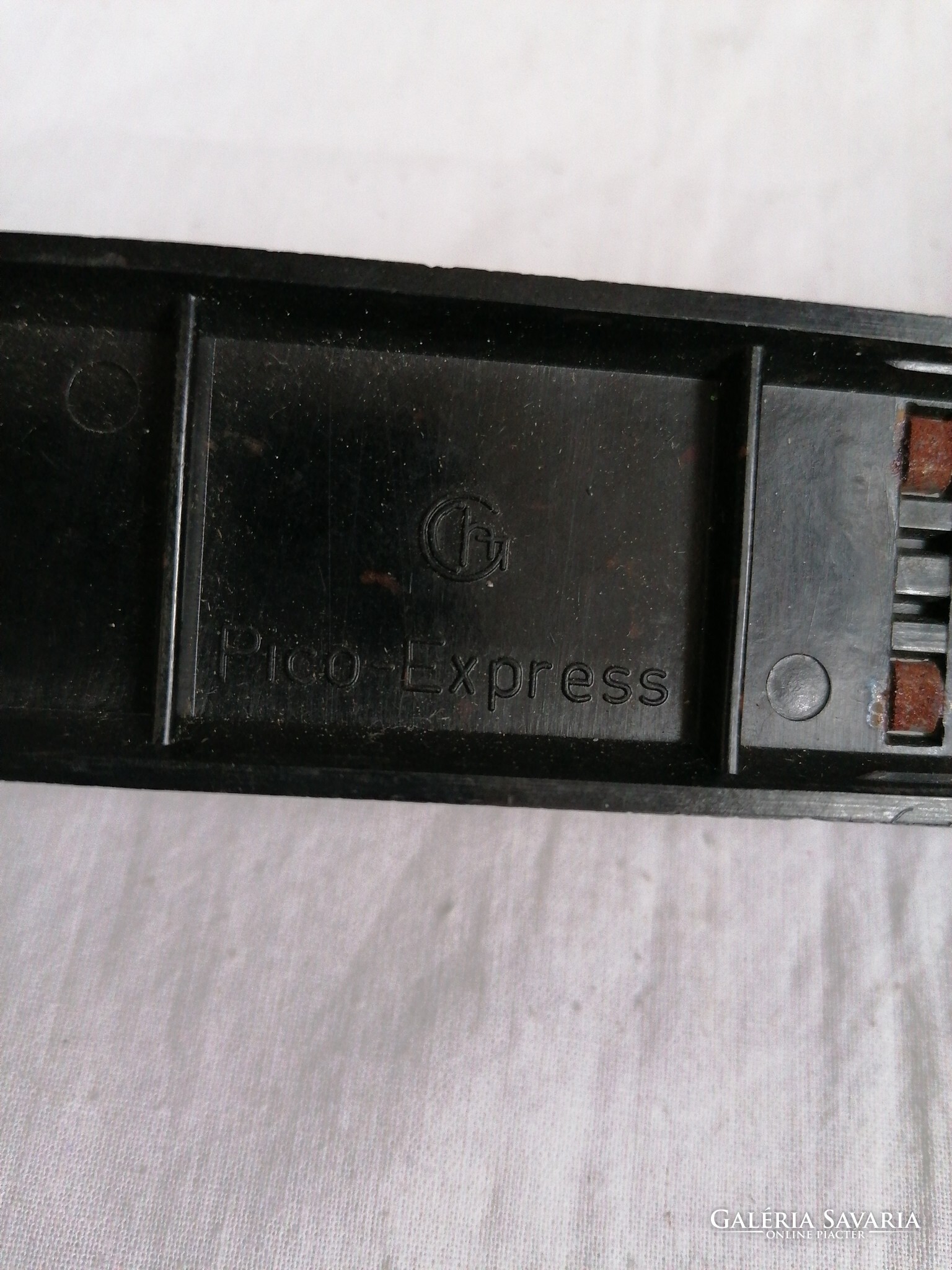 Pico express bakelit vasúti sínek 15db - Gyűjtemény | Galéria Savaria online piactér ...