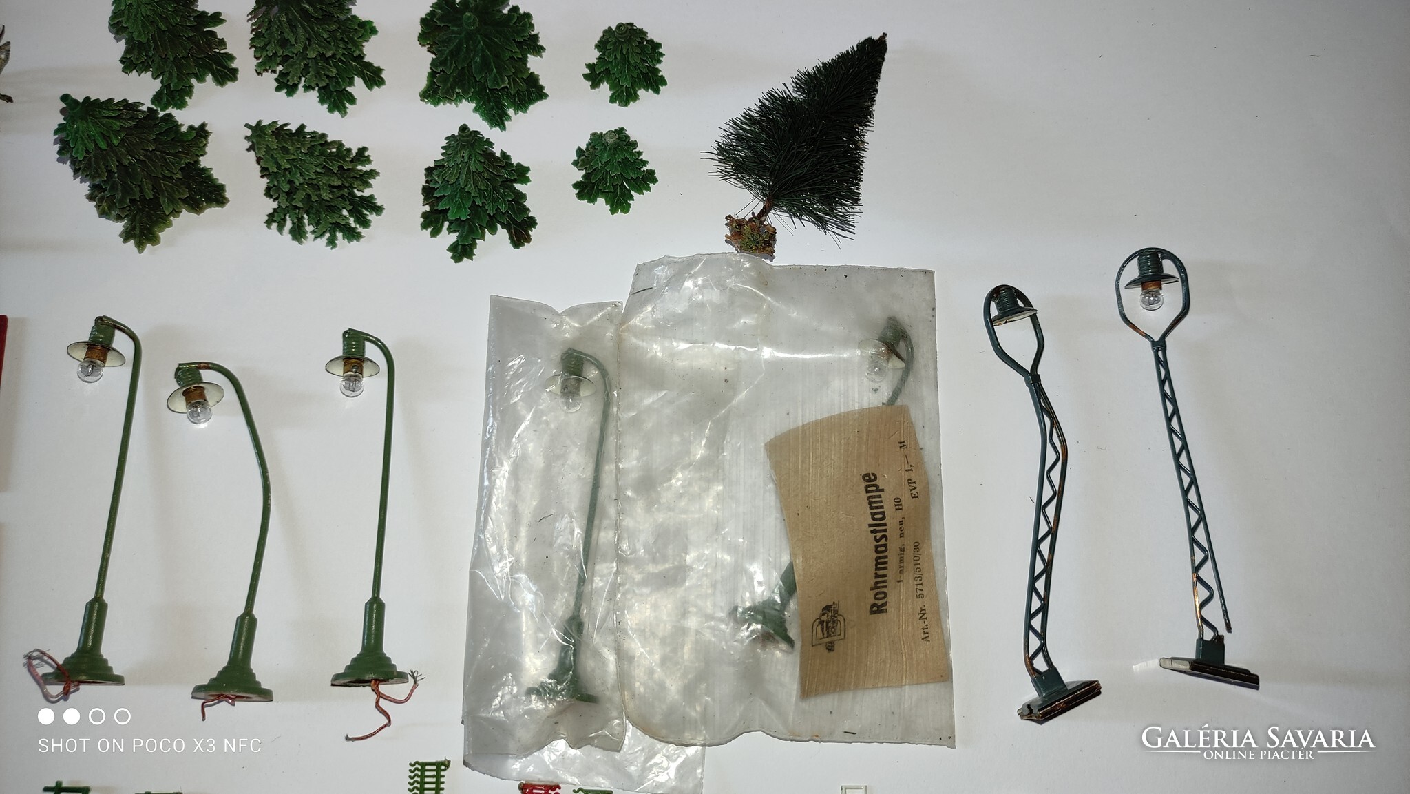 MOST AKCIÓBAN!!! TRIX West Germany vonatok kellékek garmada ...