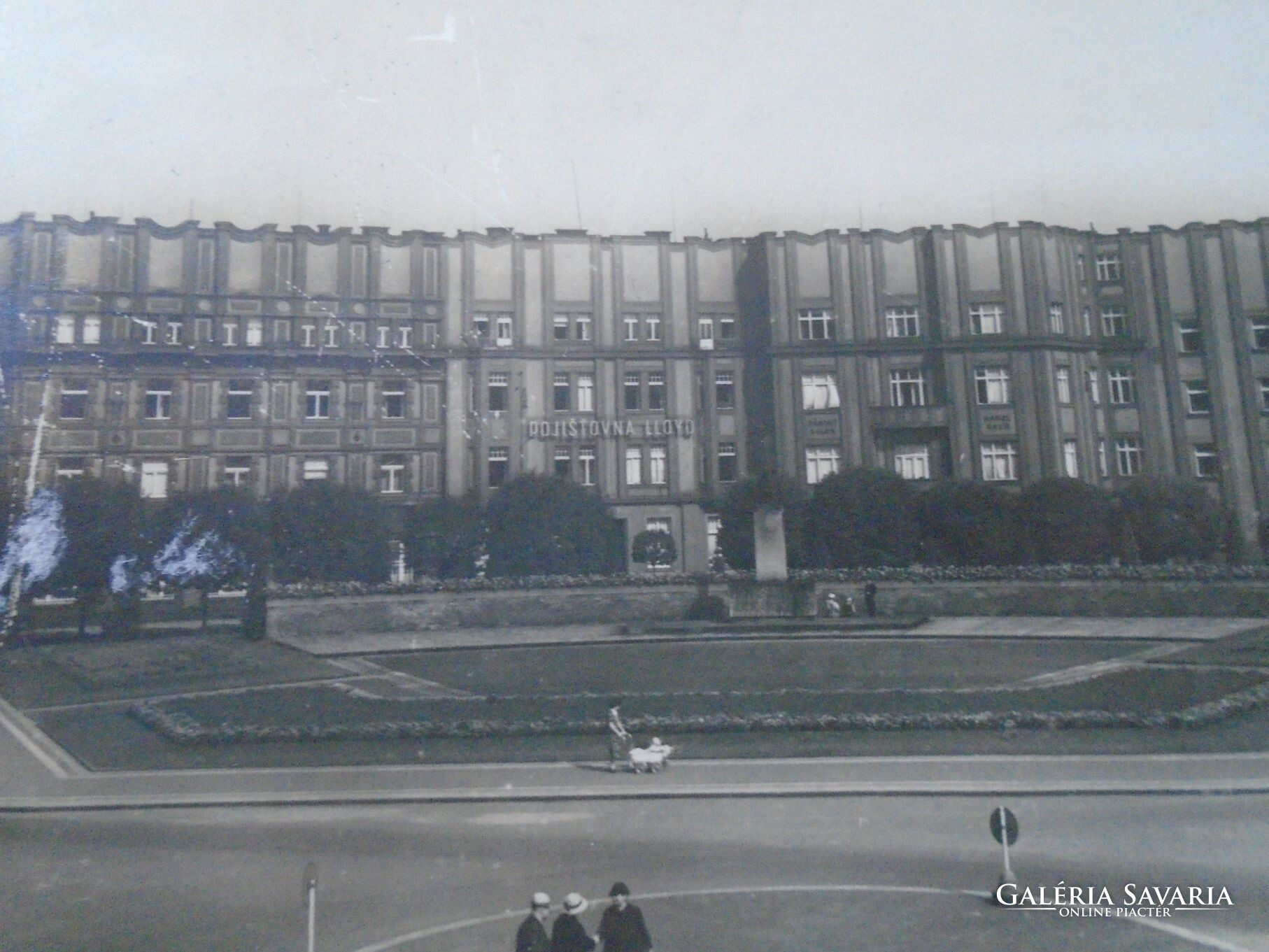 D195453 hradec králove -königgrätz -pojistovna lloyd - vádzázi ede ...