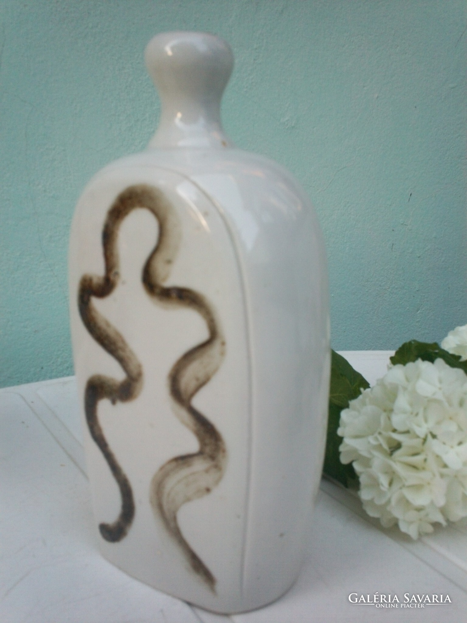 Ritka Kőporcelán butella, női sziluett, szálváza, súlyos darab ...