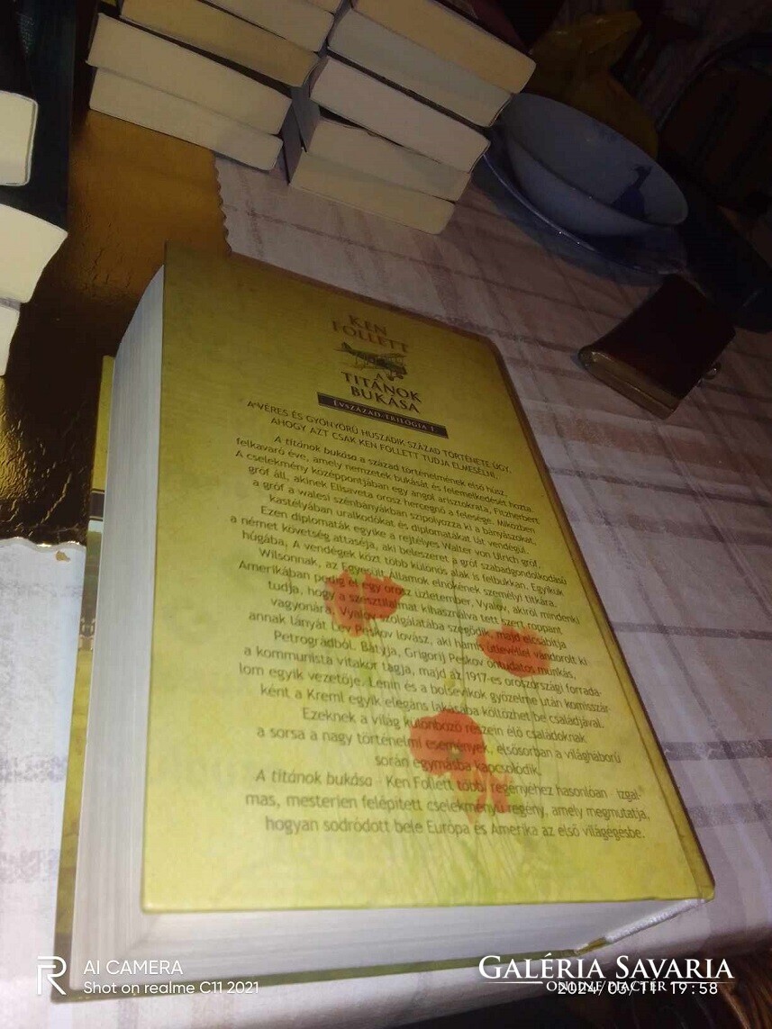 Ken Follett. A titánok bukása - Könyv | Galéria Savaria online piactér ...