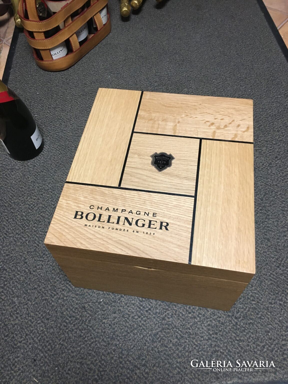 Bollinger Champagne Grande Année 6 palackos díszdoboz - Otthon ...