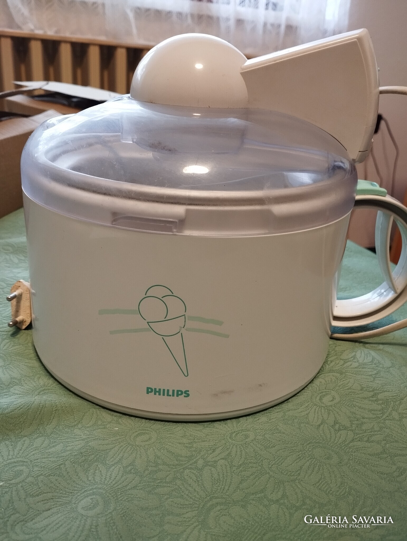 Philips fagyi gép HR 2300-as 0,8 literes régi féle - Otthon, háztartás ...