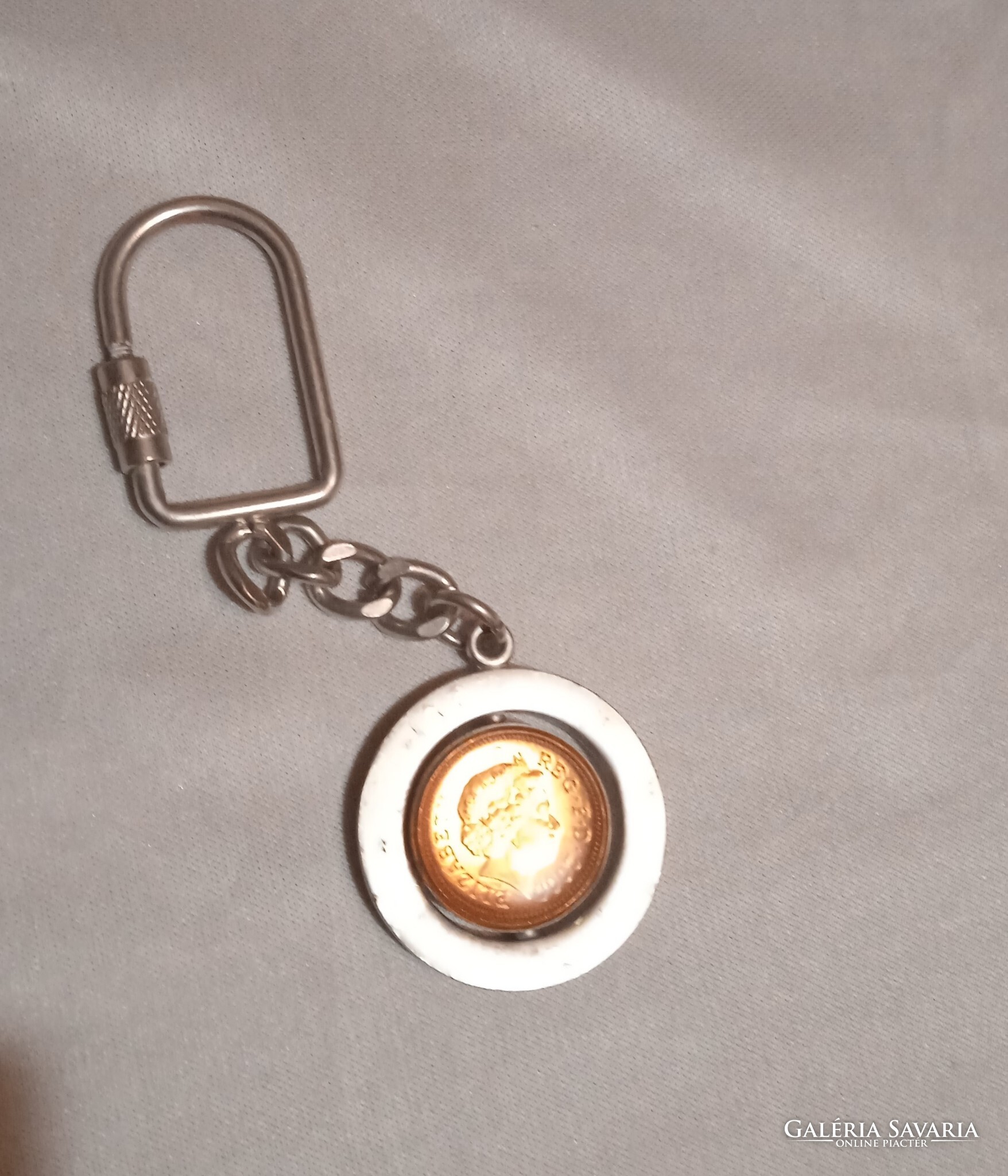 Key Chain from London England with British Flag on one side and QE2 on ...