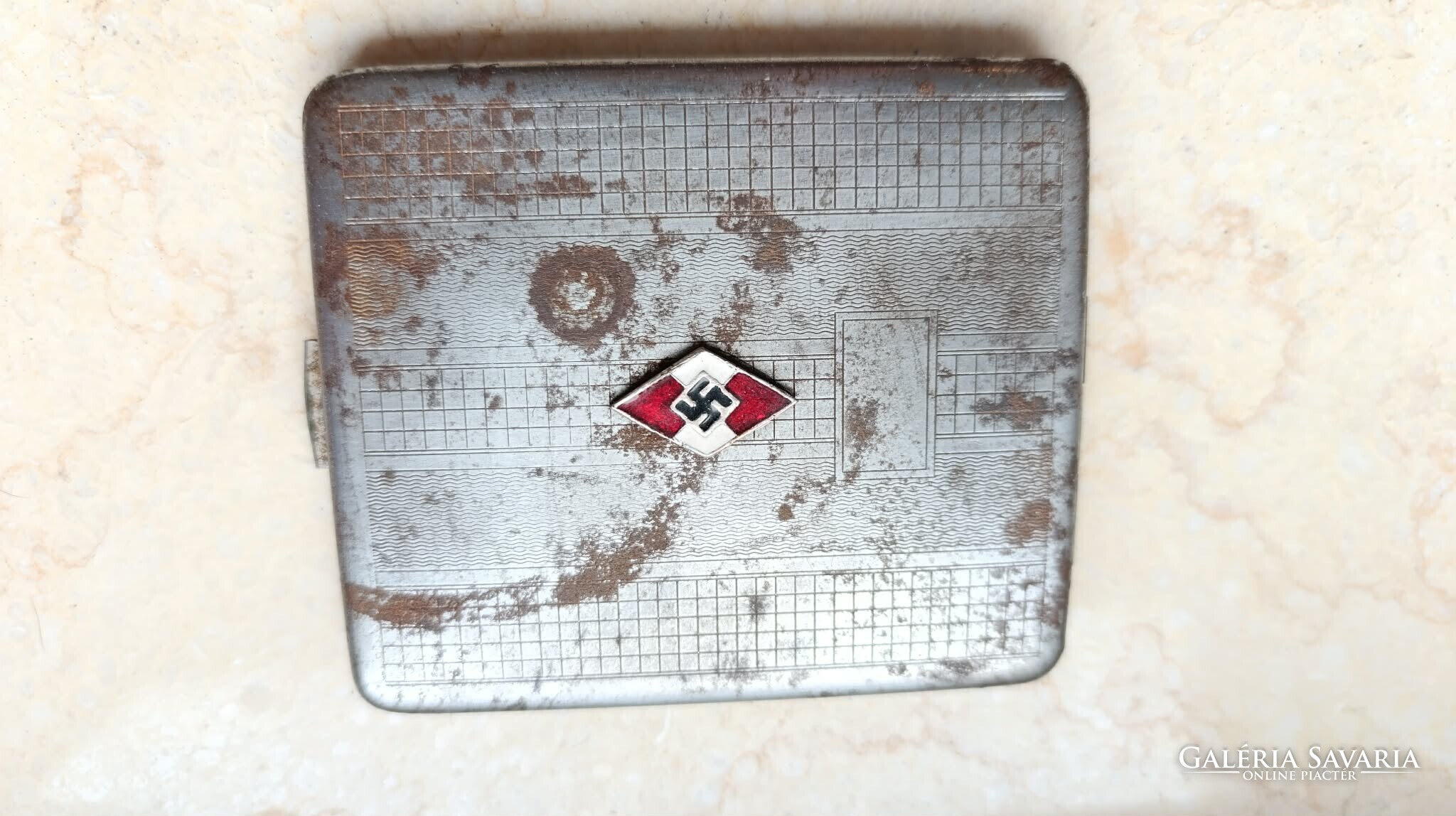 WW2 Hitlerjugend cigitartó díszitéssel 19X8 kb - Militária | Galéria ...