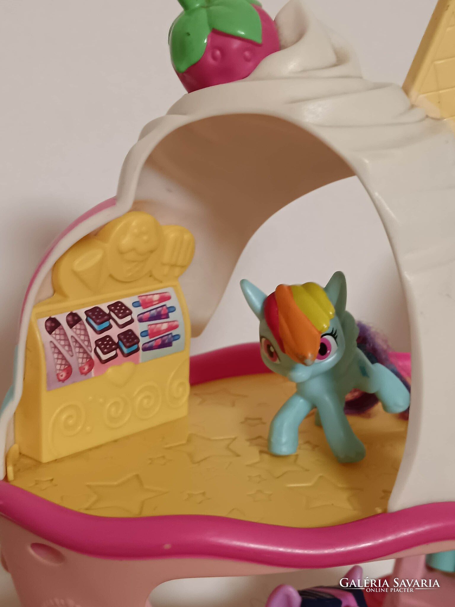 My Little Pony Ponyville Sweet Sundae Ice Creme Shop 2007 - Játék ...