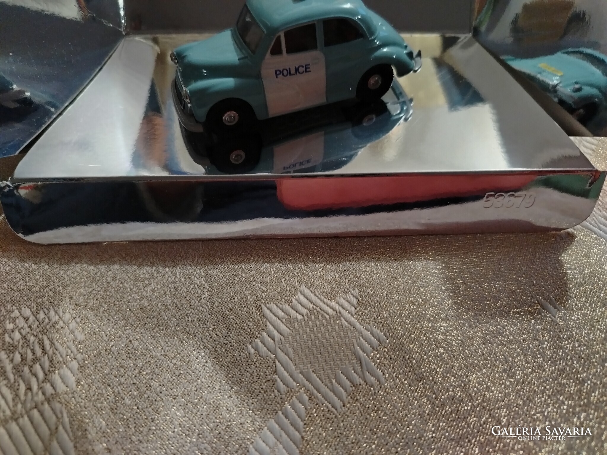 1/43 CORGI CLASSICS # C703/1 Morris minor 1948-69 Police - Gyűjtemény ...