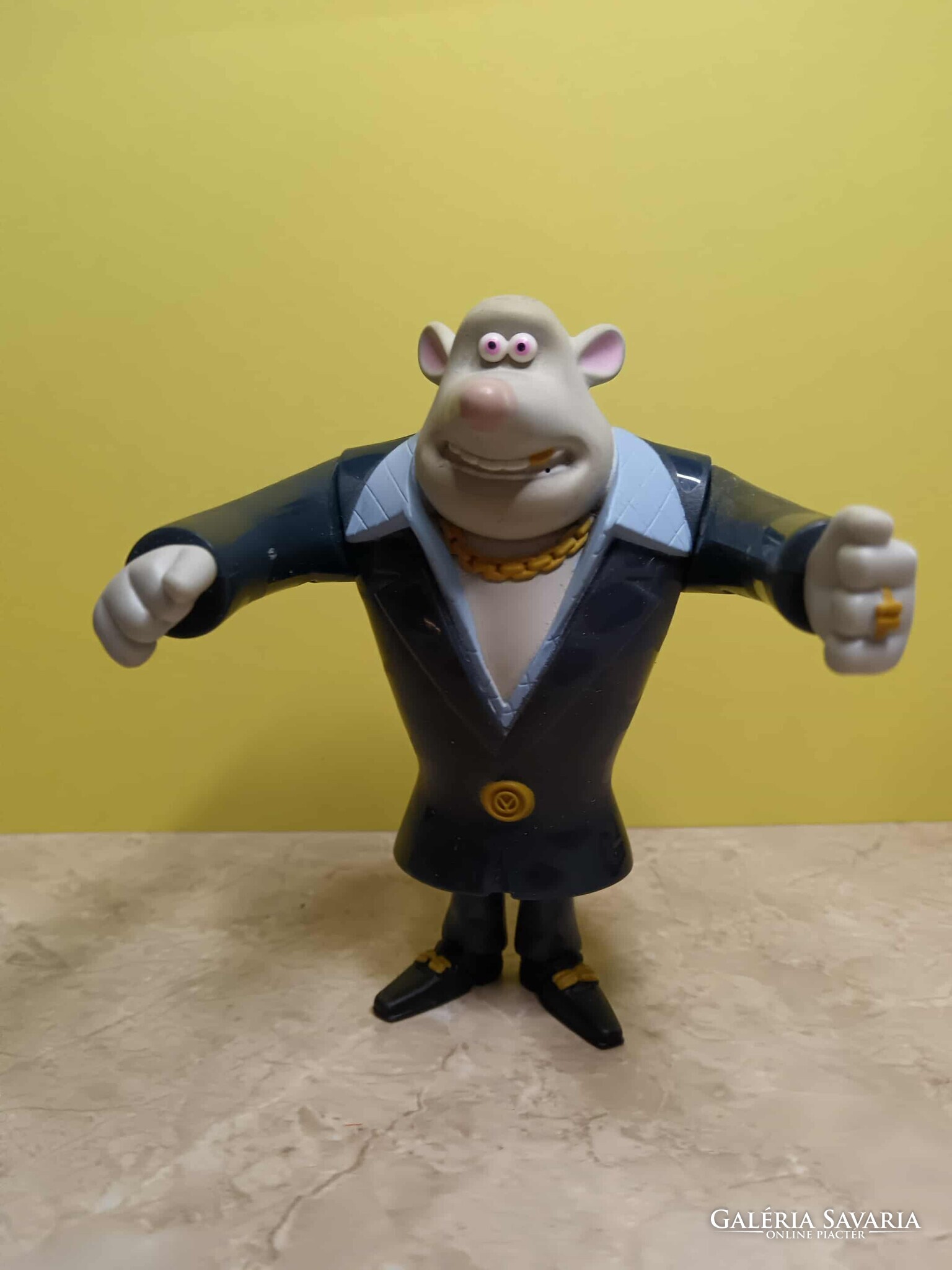 Whitey "Elvitte a víz" animációs film egyik karaktere. McDonald's ...