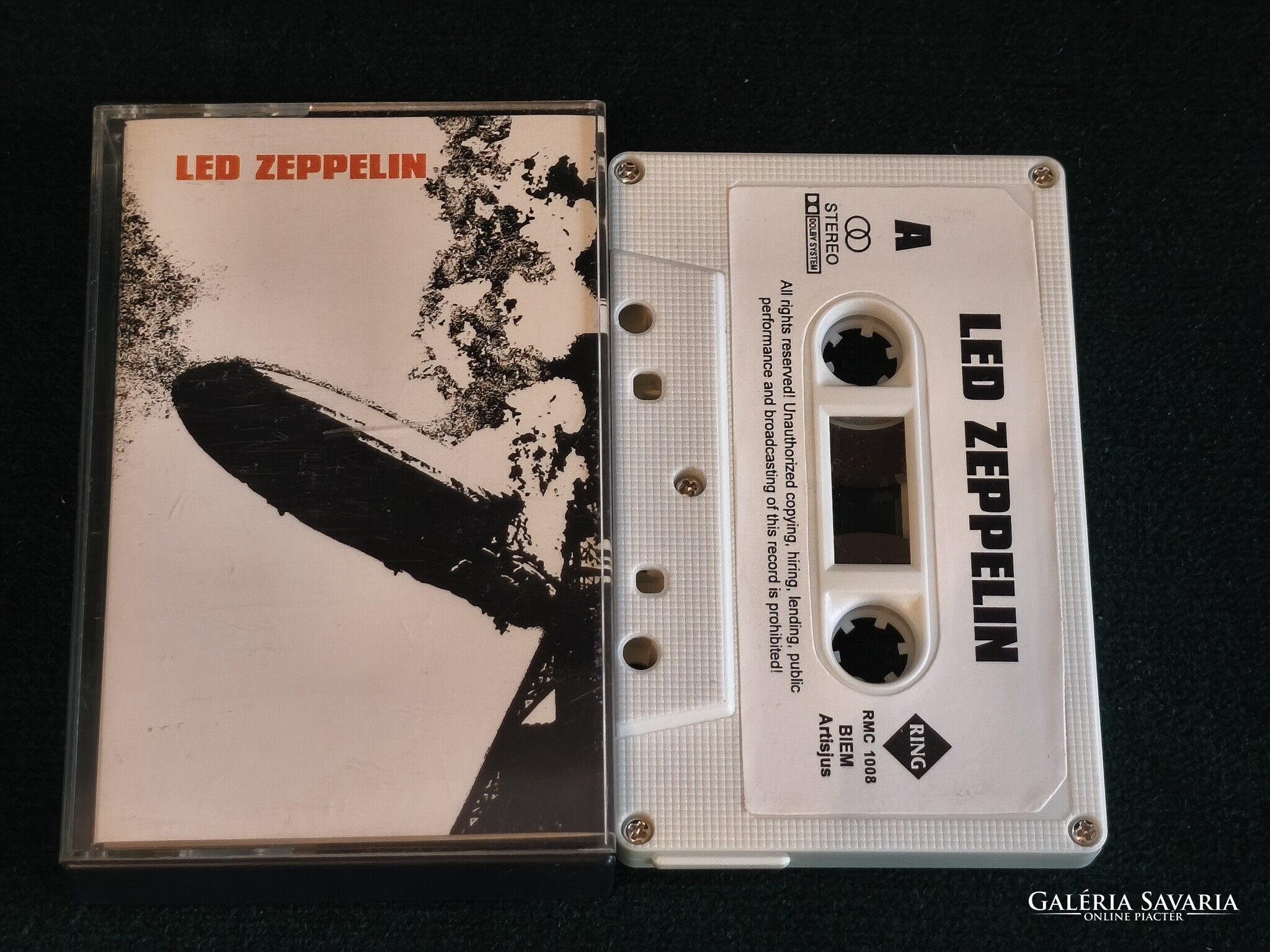 Led Zeppelin I. - A legendás debütáló album (Ring Kiadó, Magyar ...
