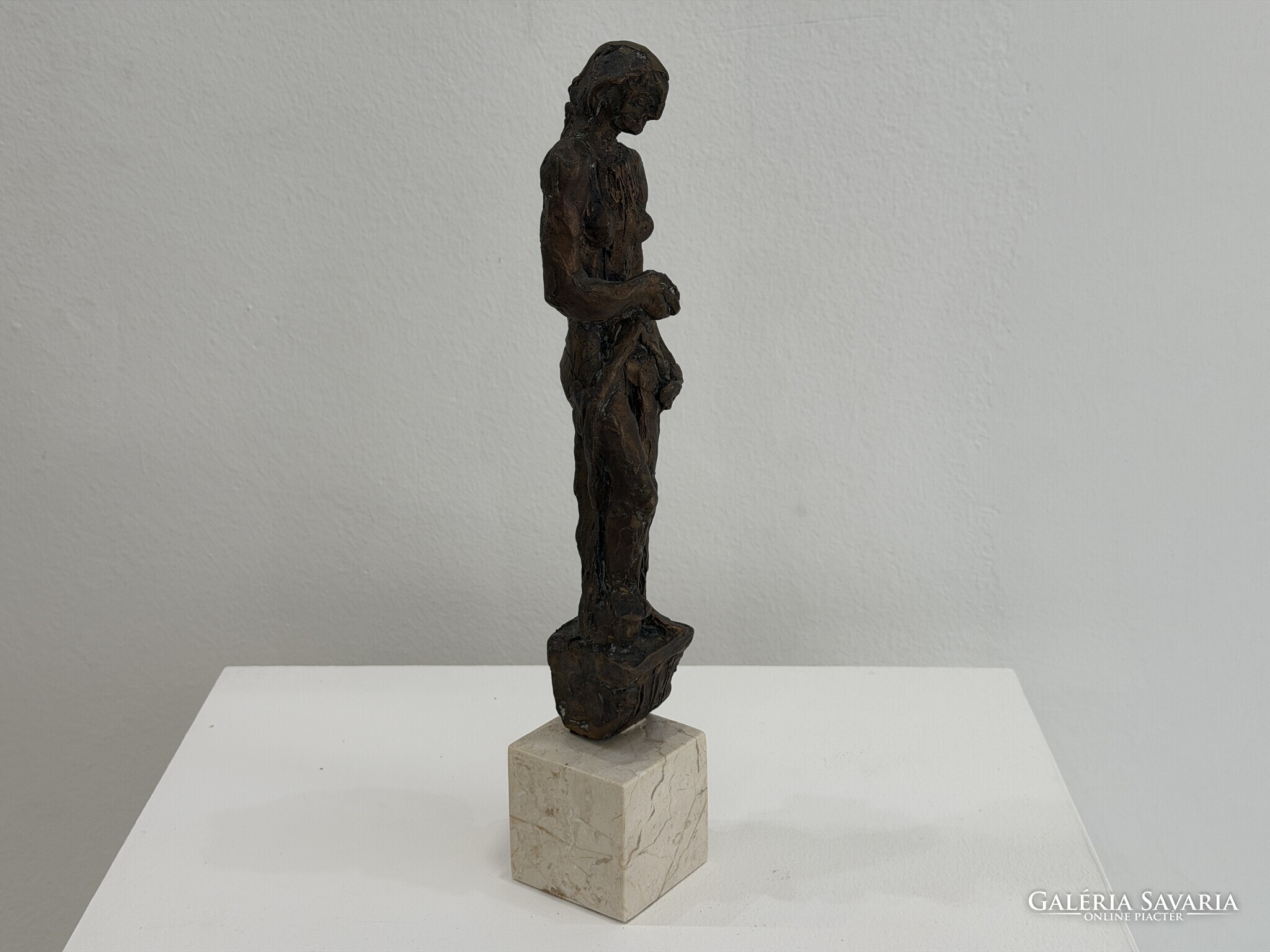 Rétfalvi Sándor "Fonalat vágó Párka" bronz szobor akt realista - Szobor ...