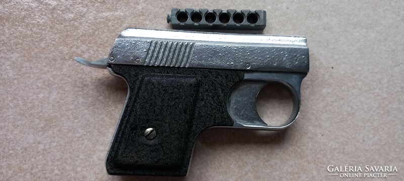 Militária - Gáz-riasztó fegyver | Galéria Savaria online piactér ...