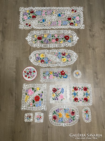 Angol asztalterítő,12 személyes - Szőnyeg, Textil | Galéria Savaria ...