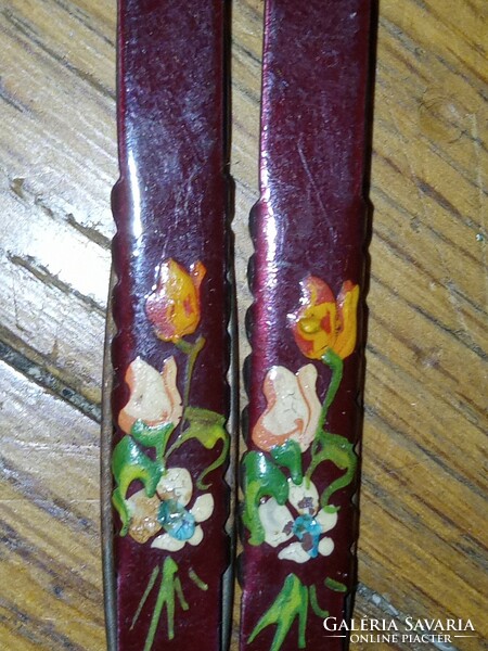 A fabulous pair of vintage enameled hair clips from the 1970s-80s ...