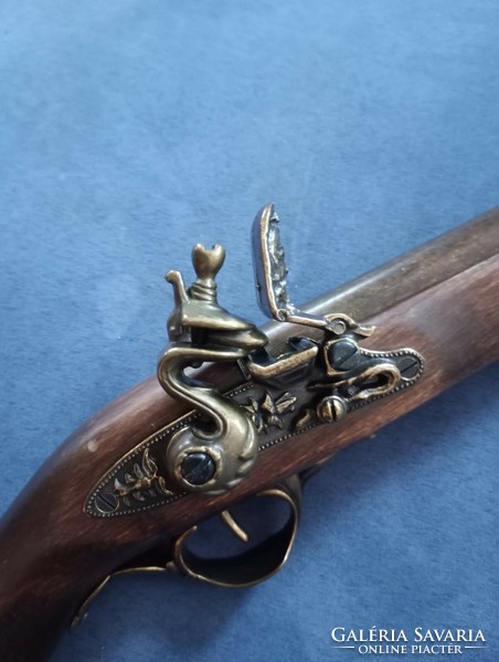 Militária - Tűzfegyver (hatástalanított) - Hatástalanított pisztoly ...