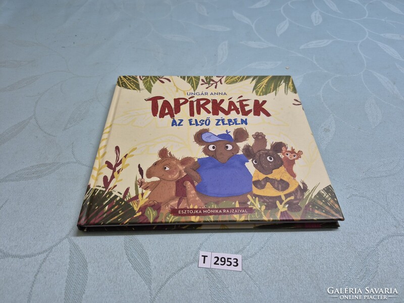 T2953 Hungarian Anna's tapirs in the first place - Books | Galeria ...